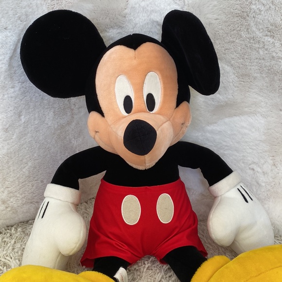 Disney | Toys | Vintage 202 Disney Store Velvet Mickey Mouse Giant ...